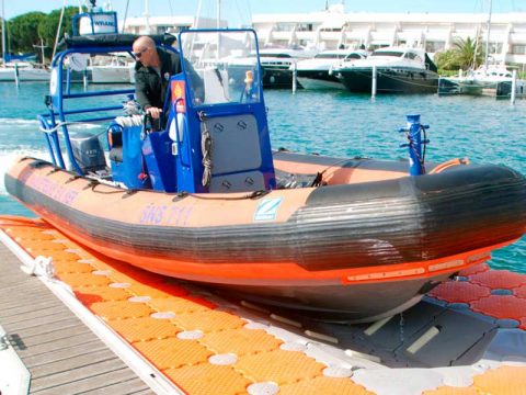 MarineFloor Europe - Fabrication, vente et location de pontons et docks ...