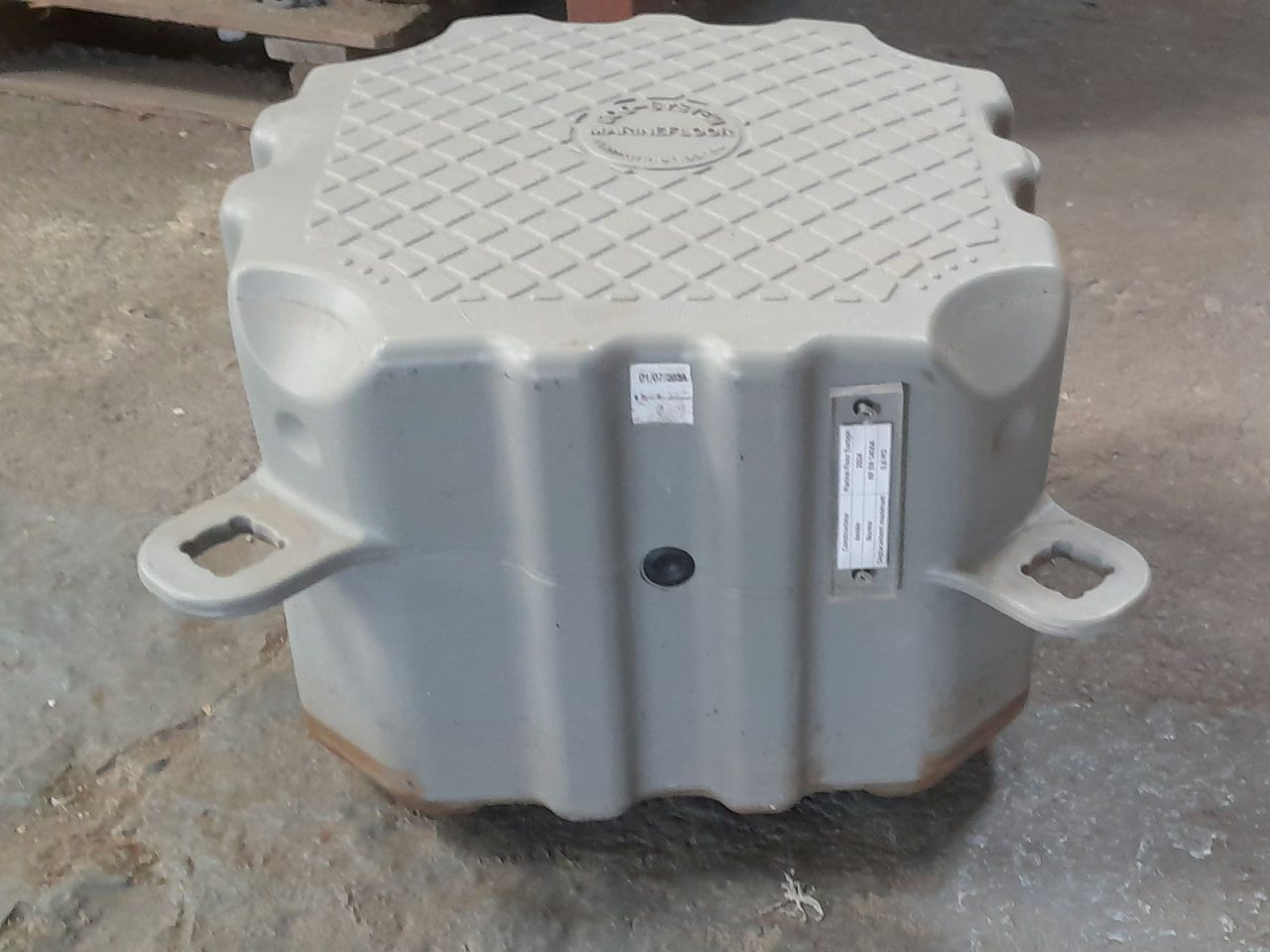 Le Cube EcoSystem : bien plus qu’un simple cube flottant - MarineFloor ...